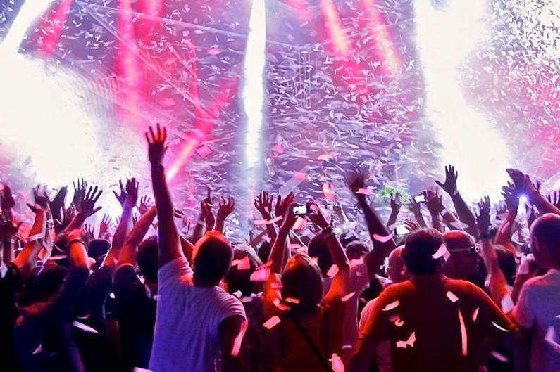 Student Party by Fun radio