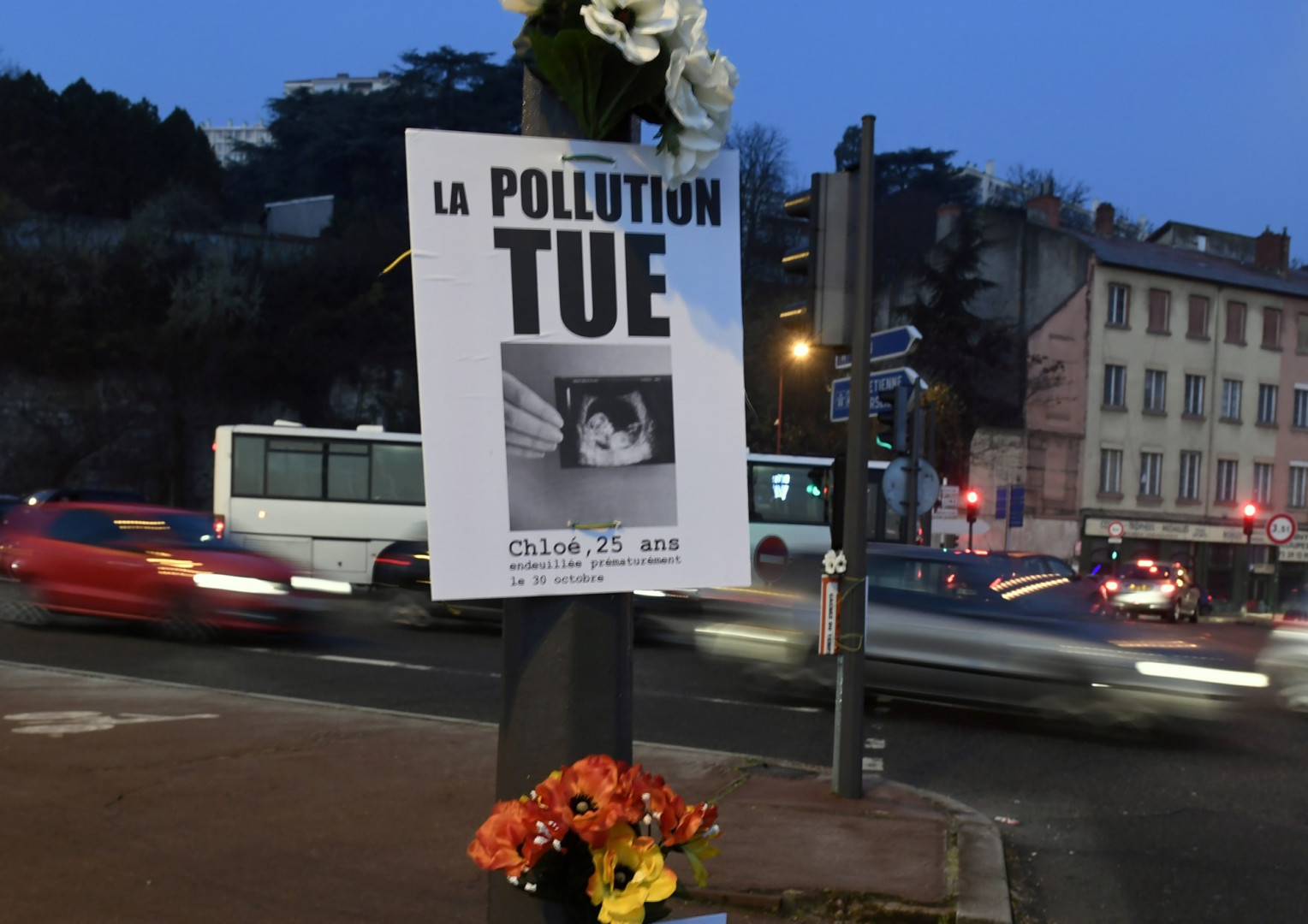 EN IMAGES - Les photos du pic de pollution atmosphérique qui touche la ...