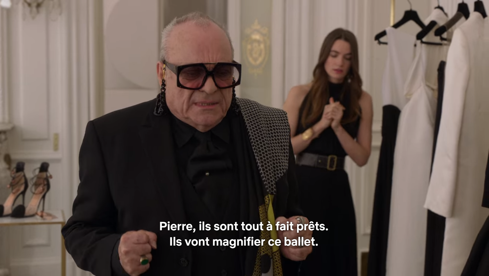 "Emily in Paris" (Netflix) : les 31 scènes qui feront hurler les Parisiens