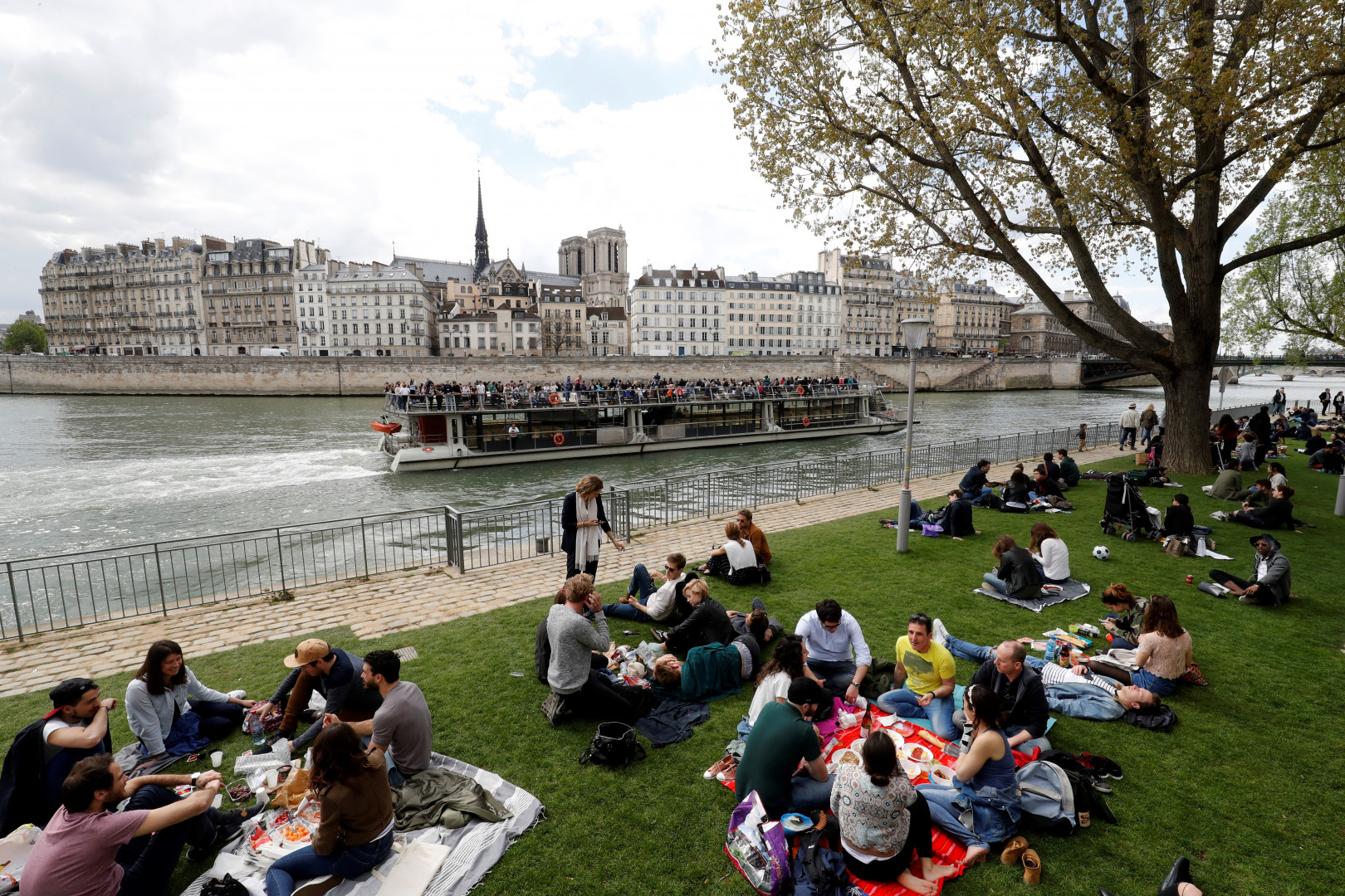 DIAPORAMA - Paris : le parc des "Rives de Seine" inauguré