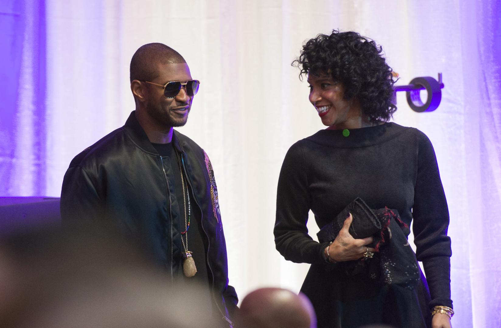 VIDÉO - Barack Obama, filmé par Usher, danse sur une musique de Drake