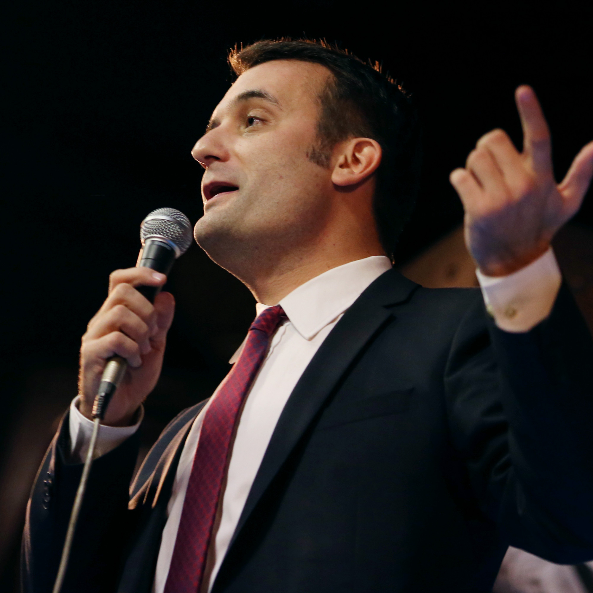 "François Hollande a des mots méprisants pour parler de la nation", dit ...