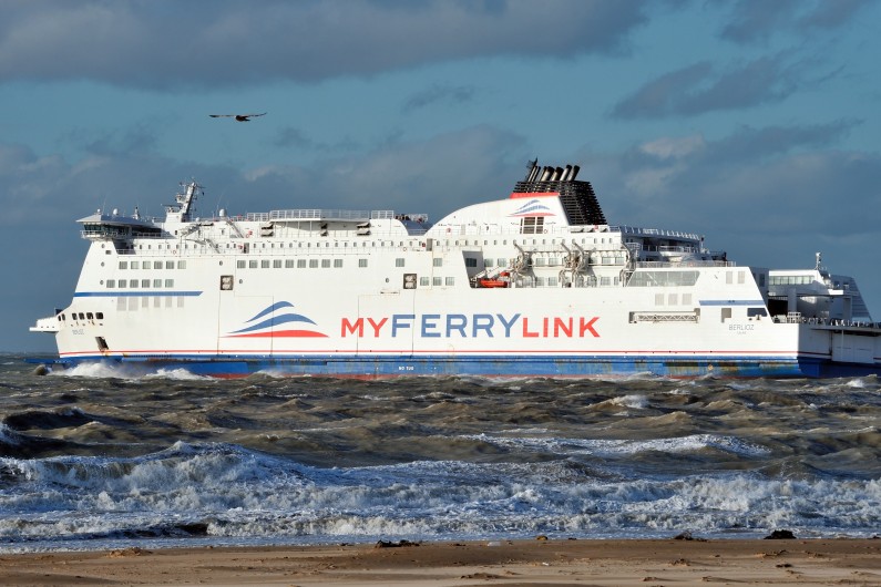 Grande-Bretagne : interdiction de desservir Douvres pour les ferries ...