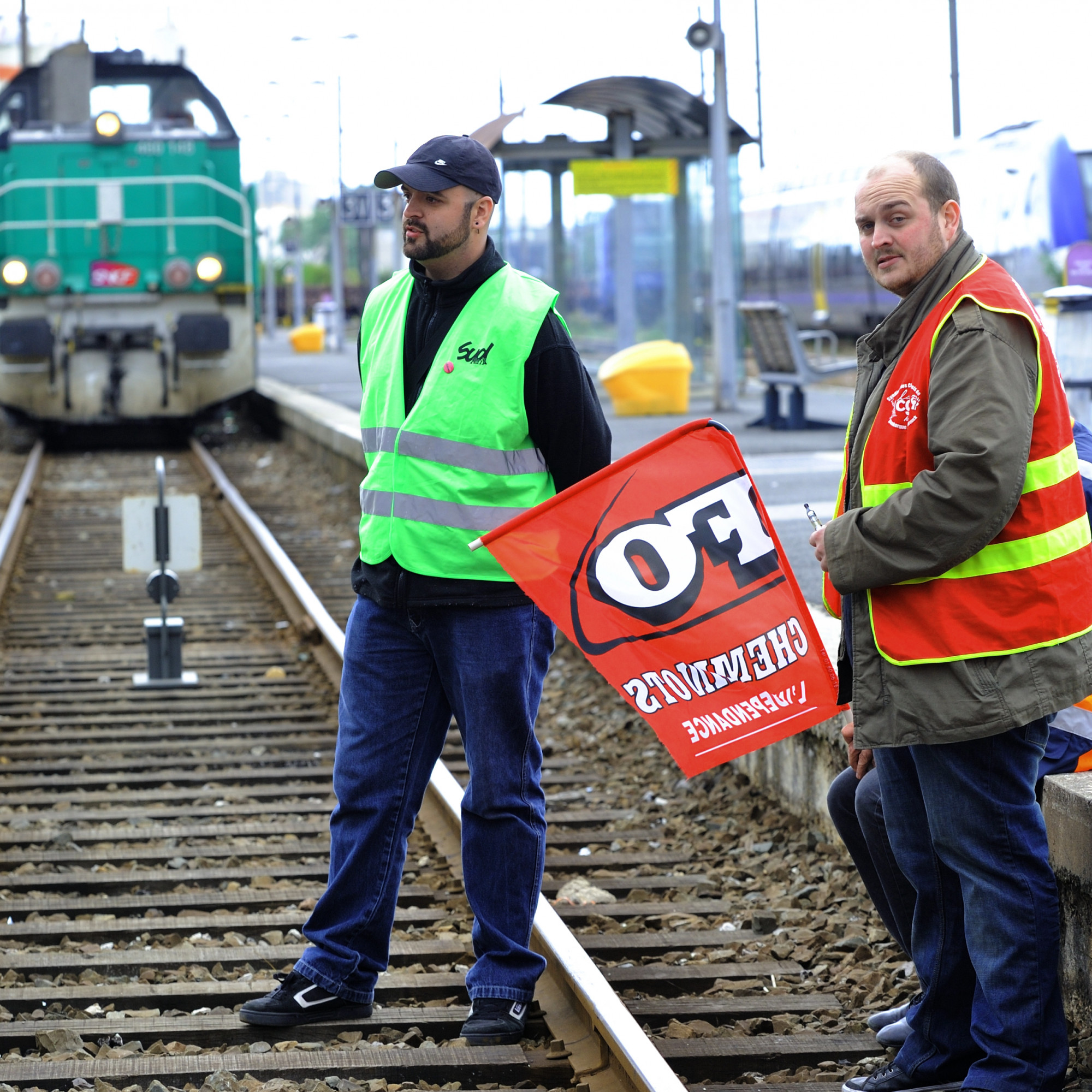 Faut-il réformer le statut des cheminots