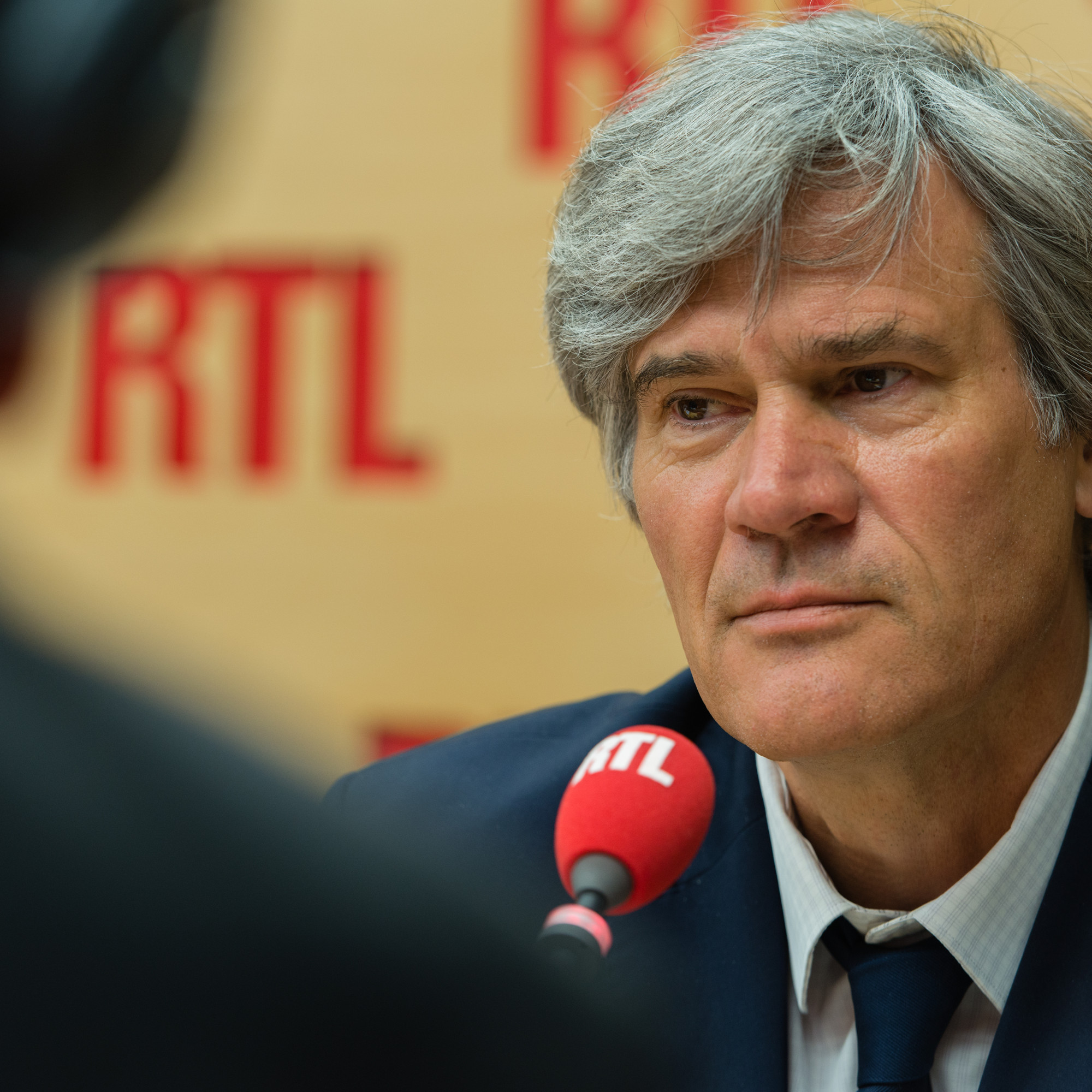 VIDÉO - Notes à l'école : Le Foll veut mieux accompagner les élèves