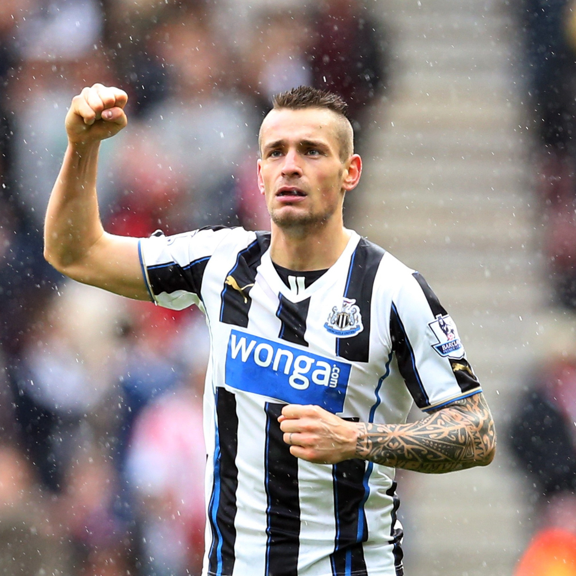 Mathieu Debuchy s'annonce à Arsenal