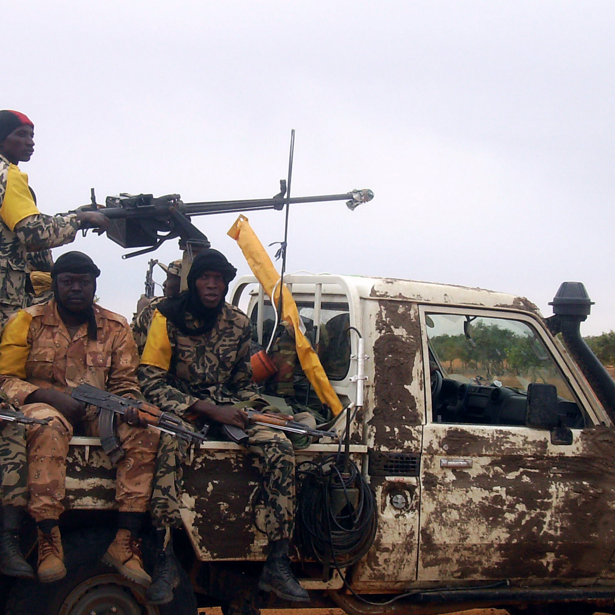 Vidéo d'Aqmi : deux otages au Sahel, un Français et un Néerlandais