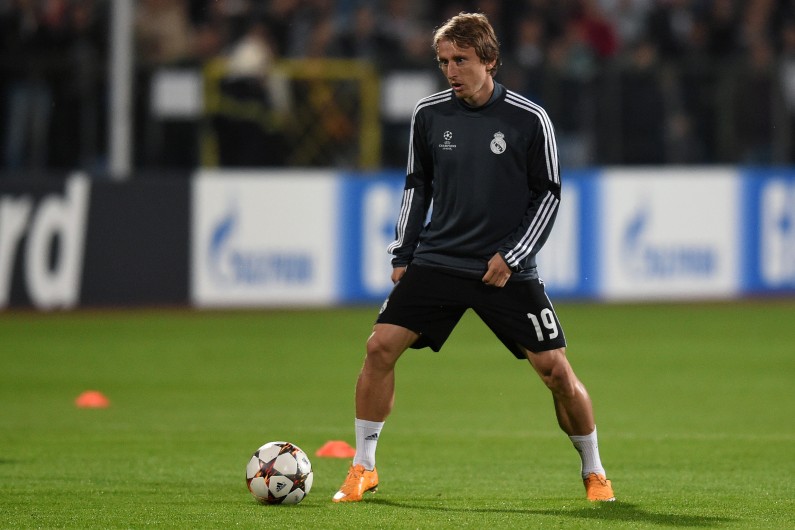 Real Madrid : Modric out trois mois