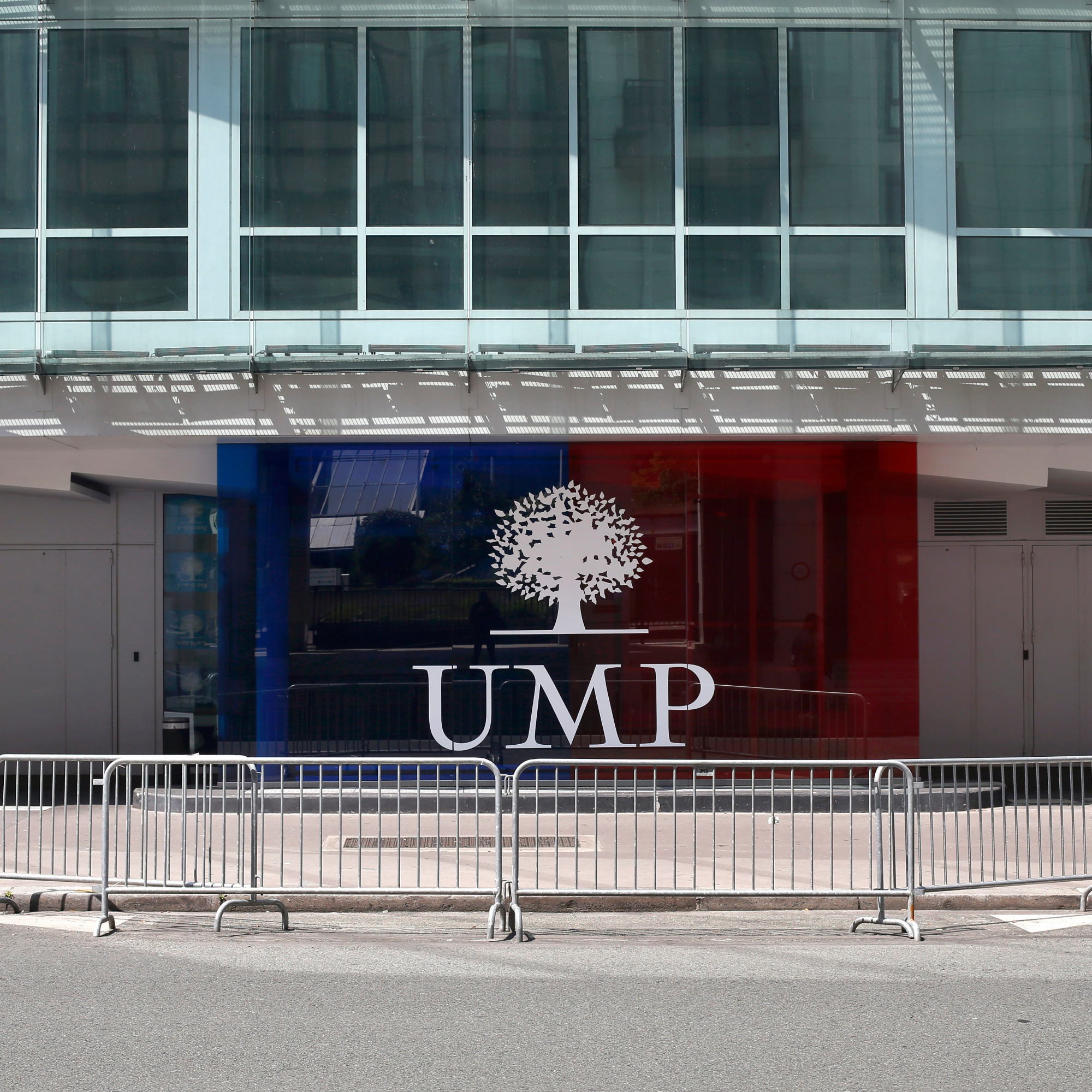 L'UMP sera officiellement rebaptisée "Les Républicains" le 30 mai prochain