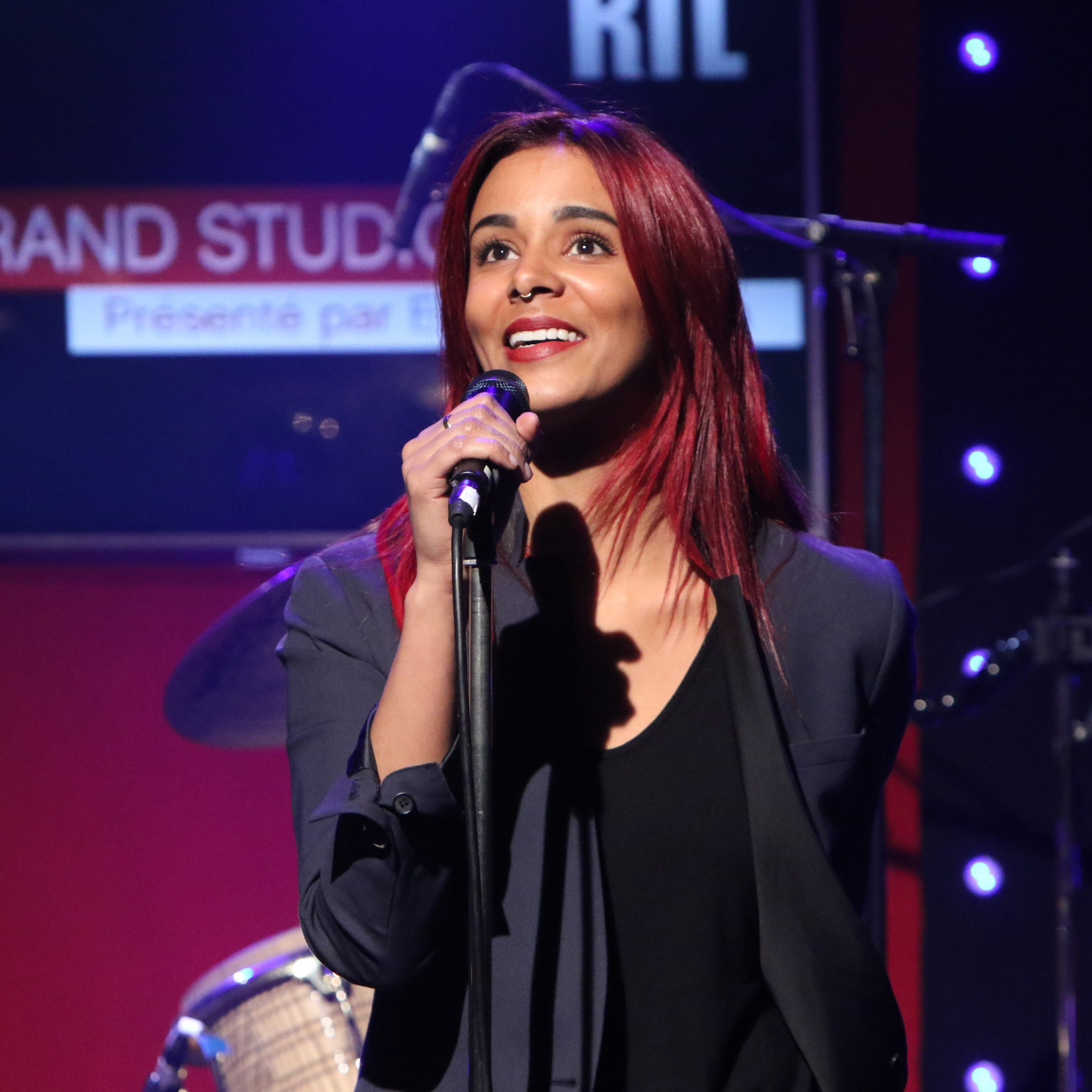 VIDÉO - Shy'm : découvrez 2 titres de son nouvel album dans le Grand ...