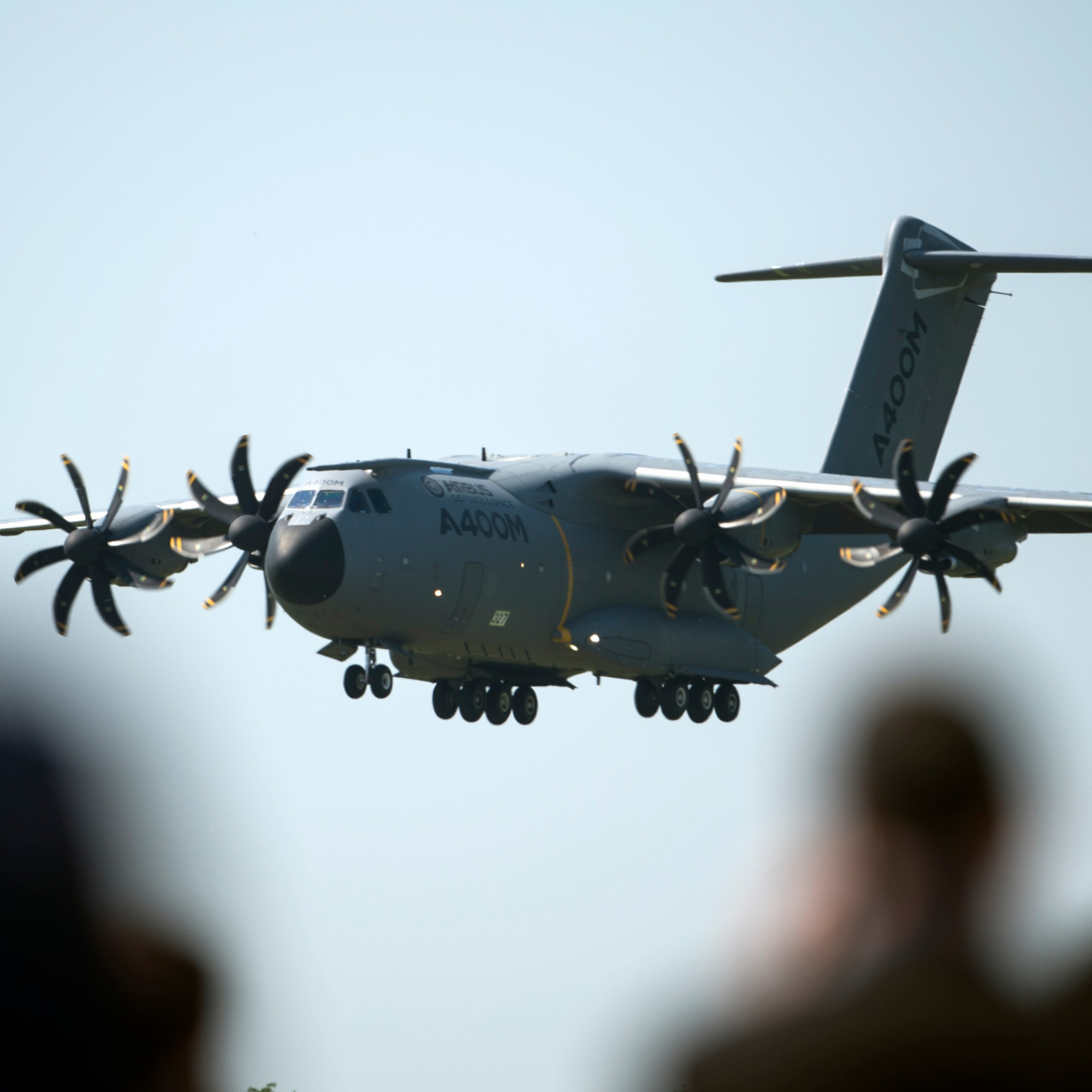 L'Espagne autorise la reprise des vols du A400M gelés après le crash de ...