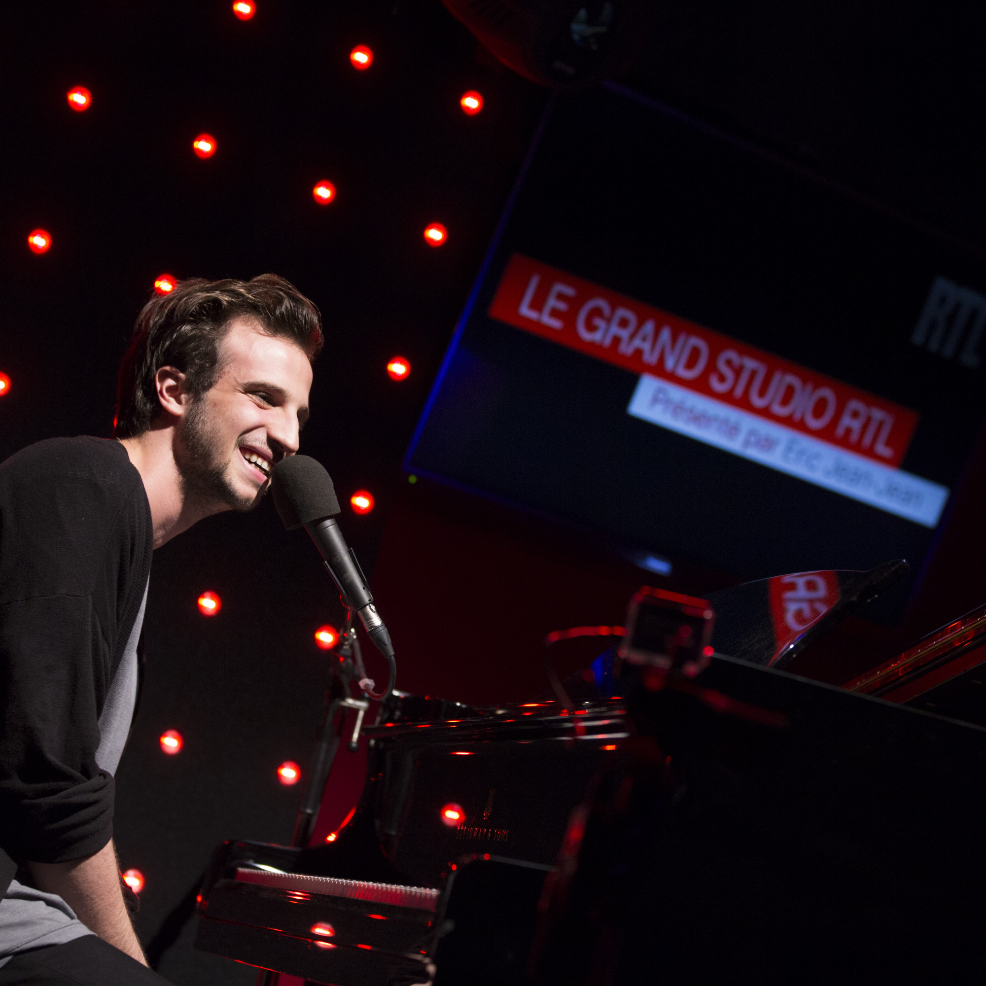 VIDÉO - Marvin Dupré interprète un titre de son album dans "Le Grand ...