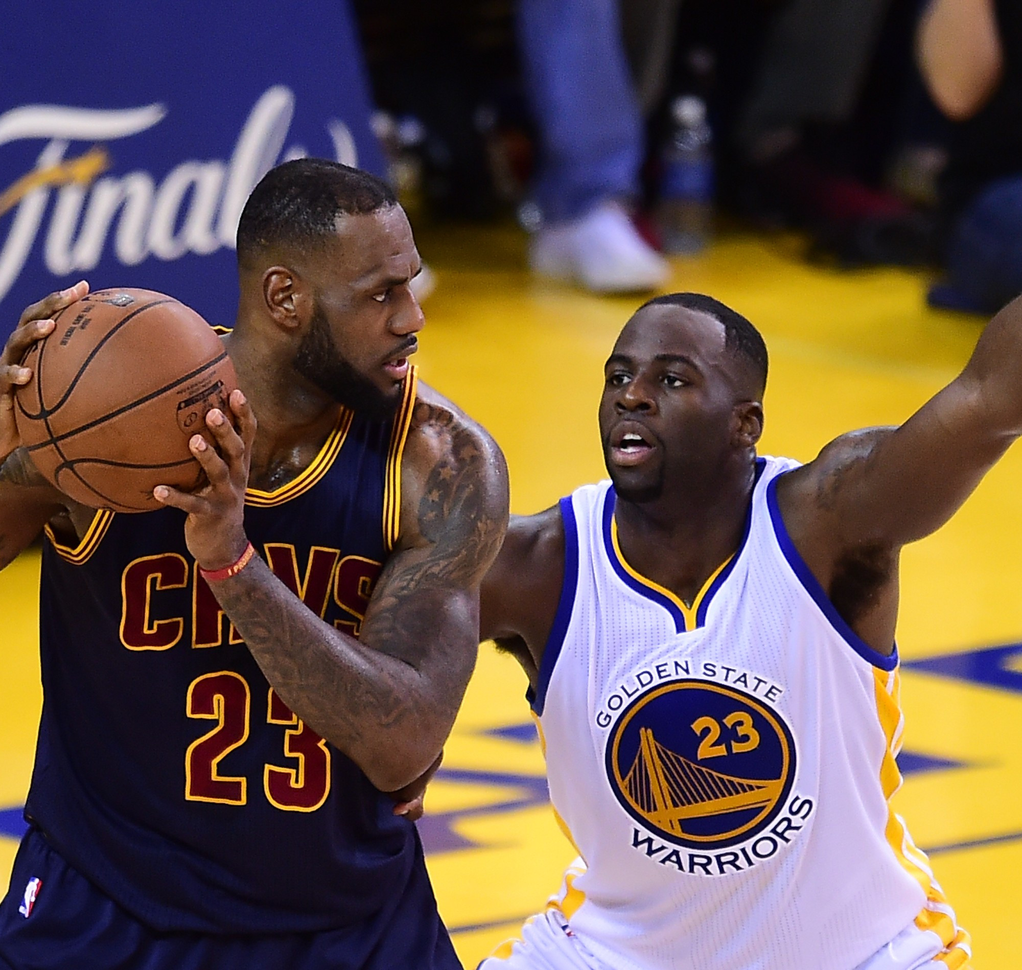 Finales NBA : LeBron James ramène Cleveland dans la course