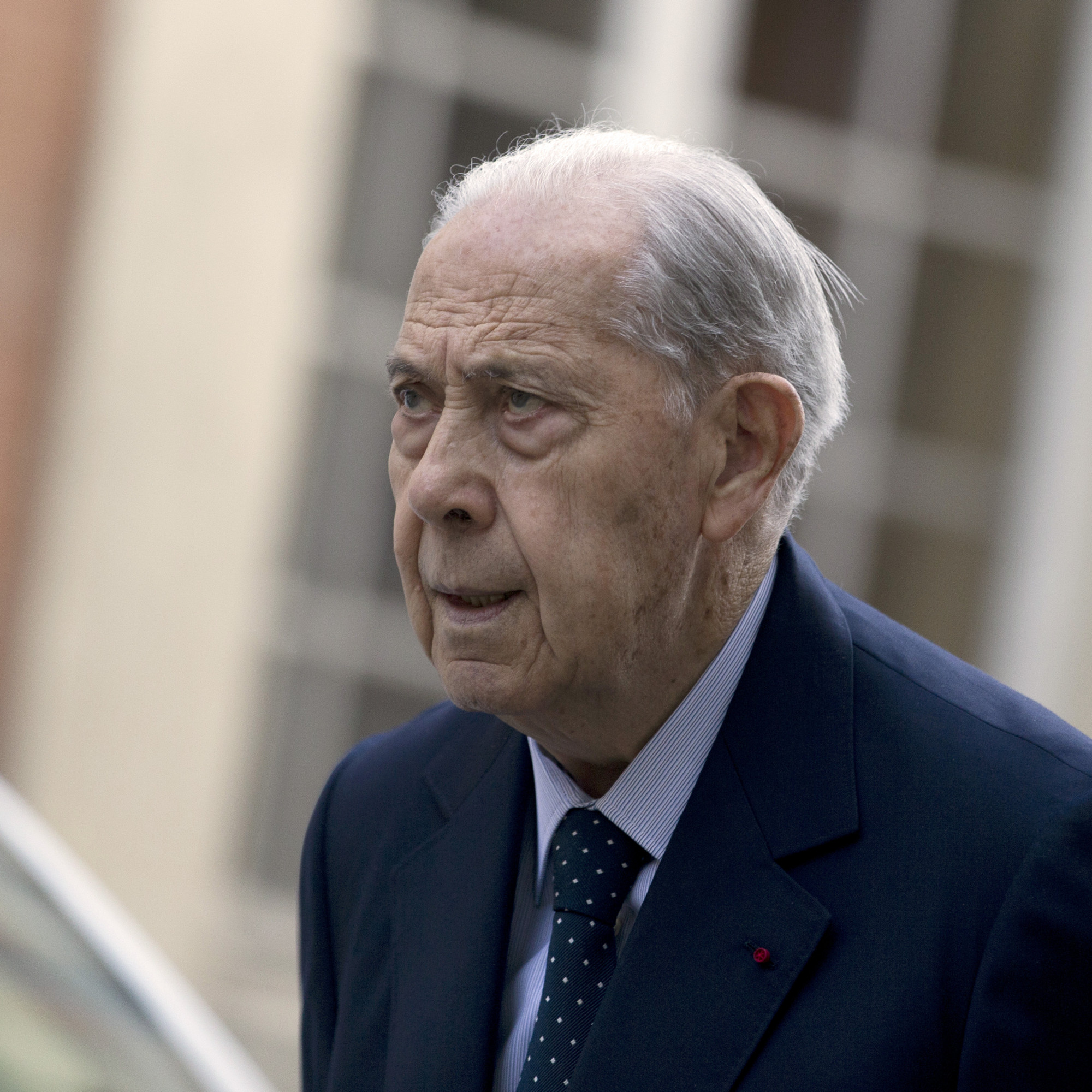 Décès de Charles Pasqua : "Il incarnait une France assez autoritaire ...