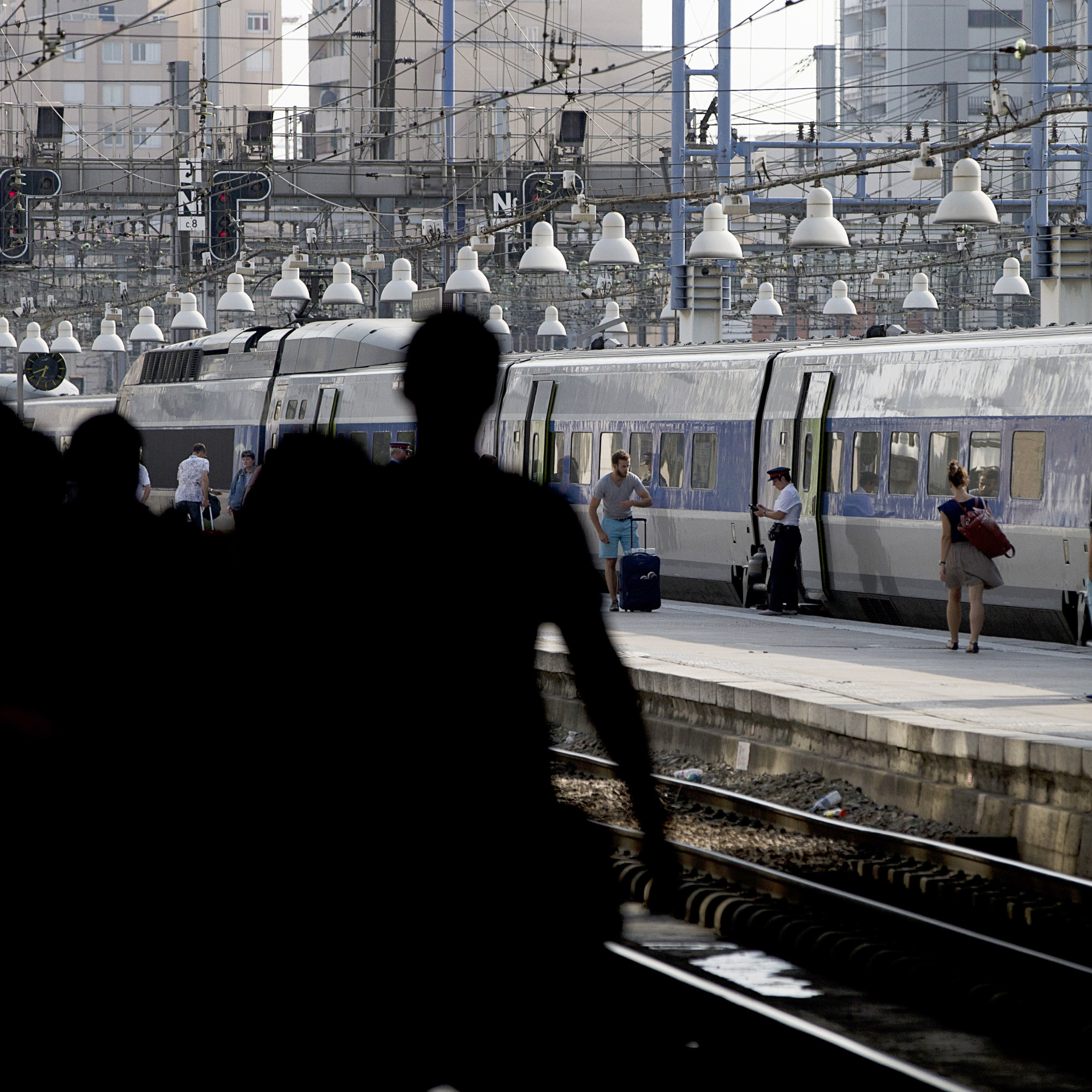Gare Montparnasse : circulation perturbée après la découverte un corps Gare Montparnasse : circulation perturbée après la découverte un corps