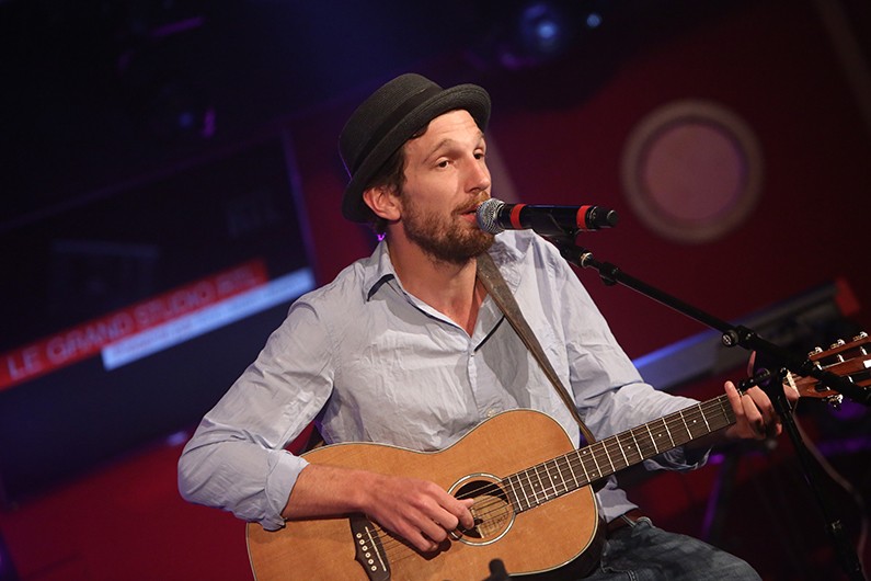 VIDÉO - Igit interprète deux titres dans "Le Grand Studio RTL"