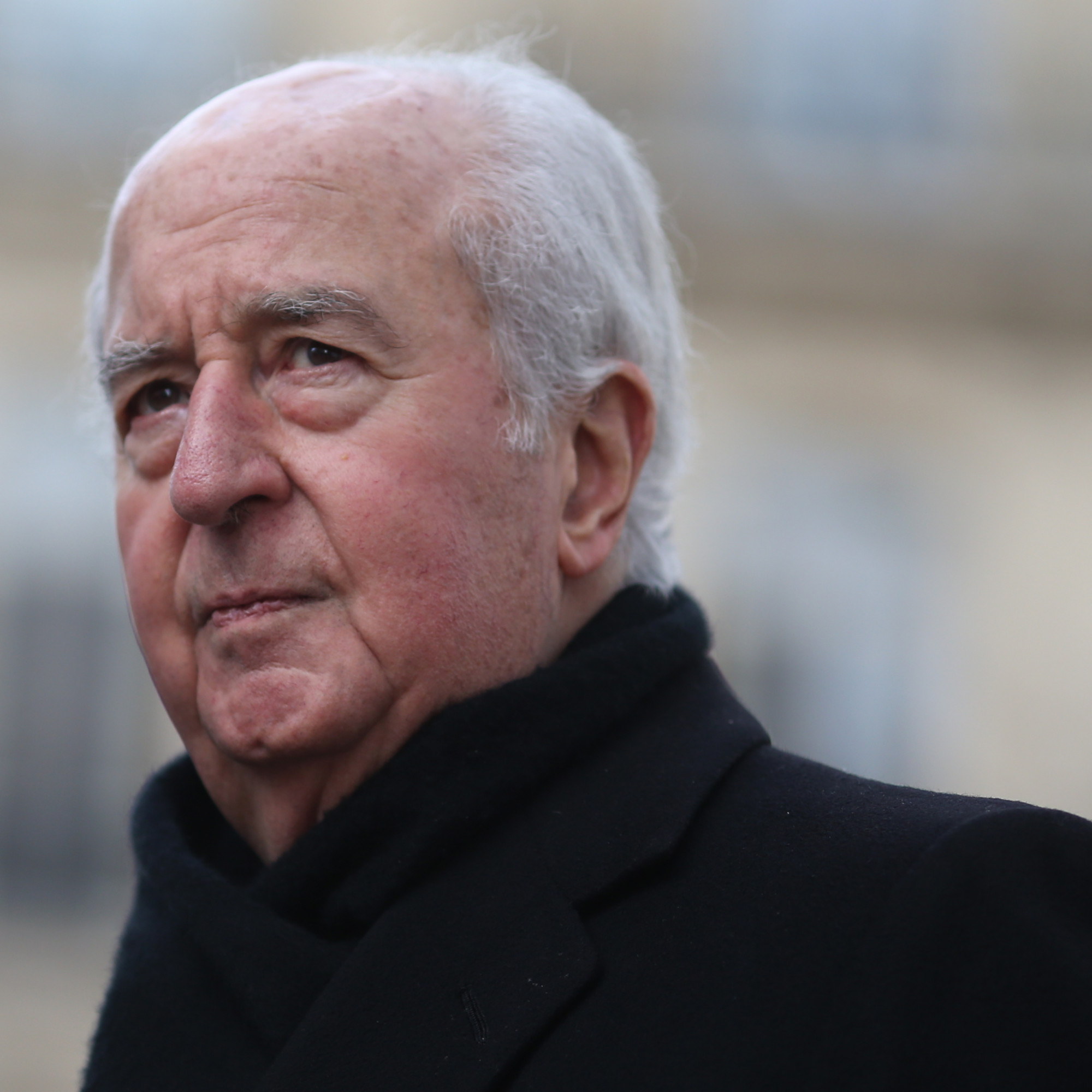 Pour Édouard Balladur, "la France s'est droitisée"