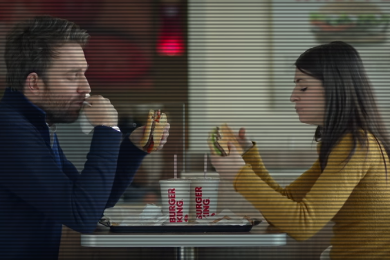 VIDÉO - Burger King répond à McDonald's dans une publicité pleine d'humour