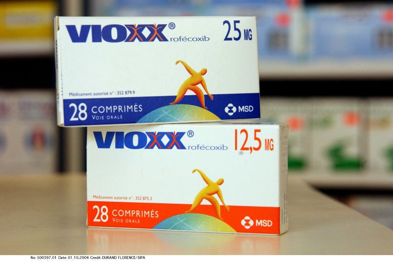 Prescrit entre 2000 et 2004 en France, l'anti-inflammatoire Vioxx ...