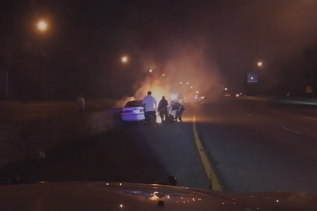 VIDÉO - États-Unis : deux policiers ont été décorés après avoir sauvé ...