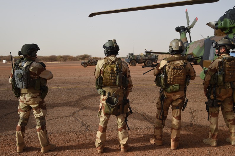 Mali : des soldats français visés dans une attaque "terroriste"