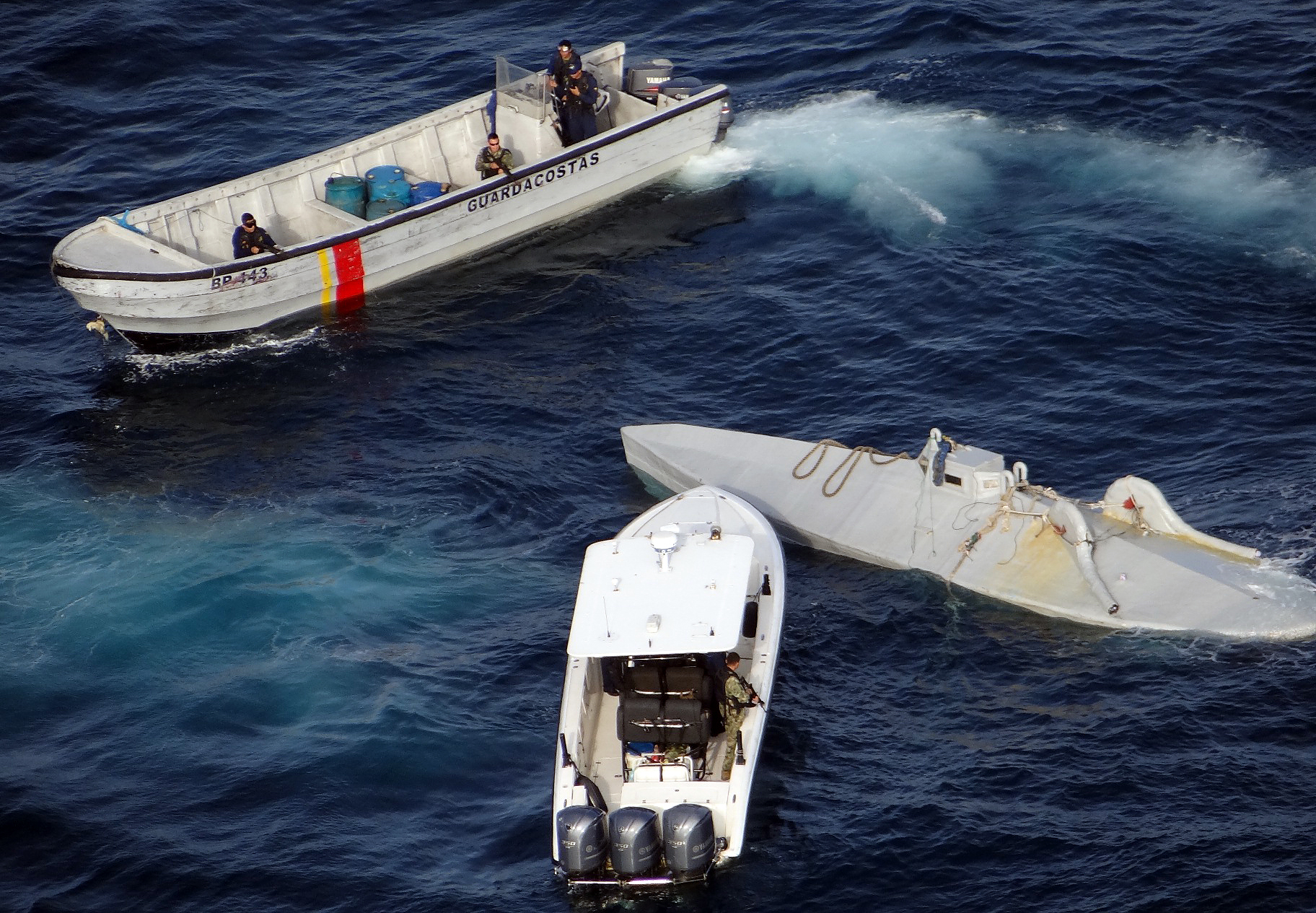 Équateur : un semi-submersible rempli de cocaïne intercepté