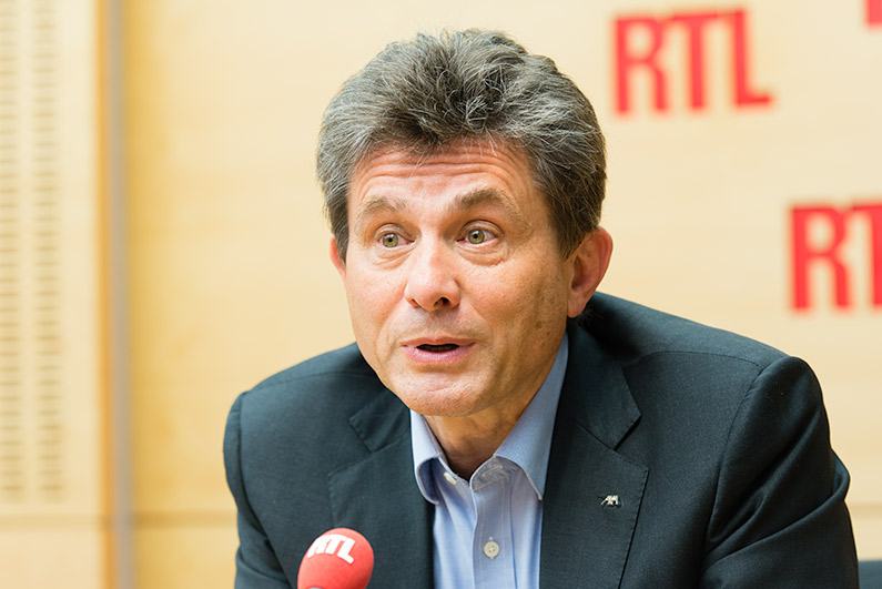 Henri de Castries est l'invité de RTL
