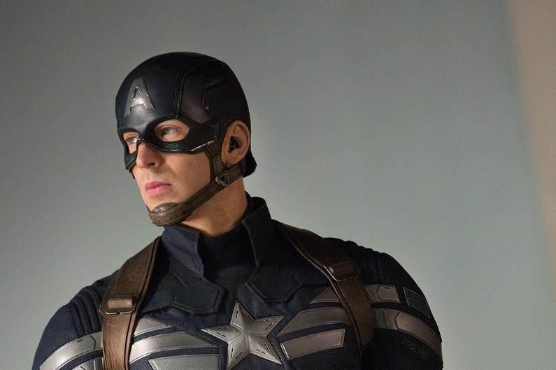 EN IMAGES - Captain America, Flash... Avec quel super-héros partiriez ...