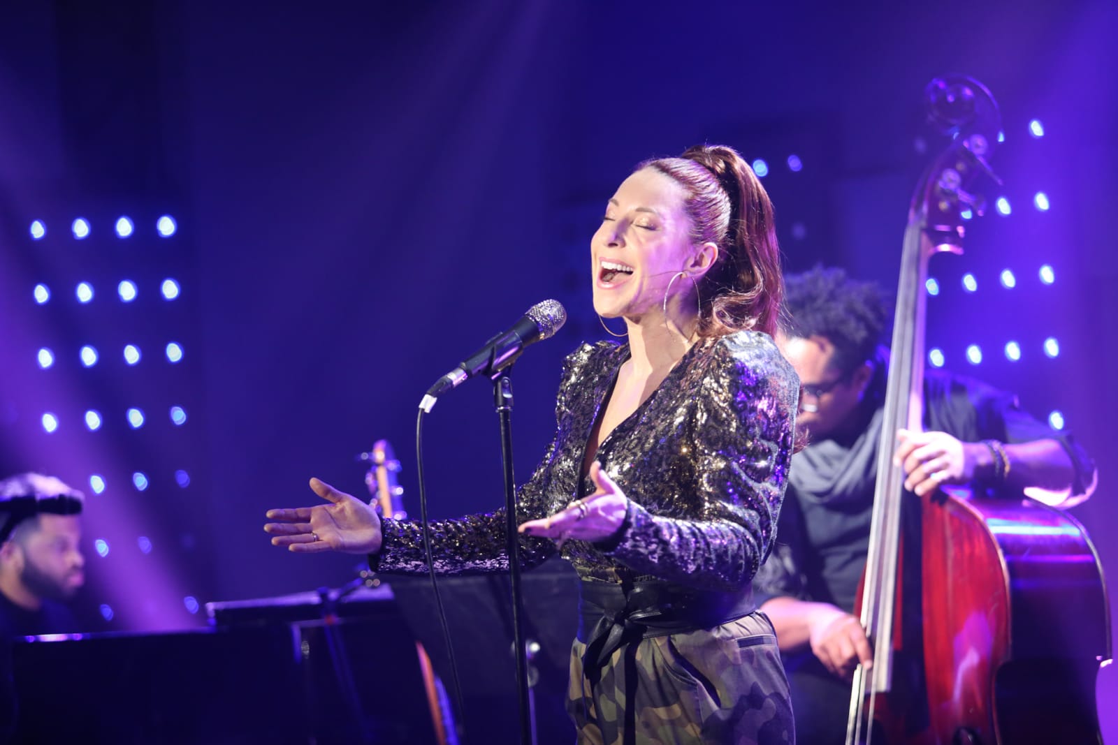 VIDÉOS - Robin McKelle et Kyle Eastwood en concert dans RTL Live