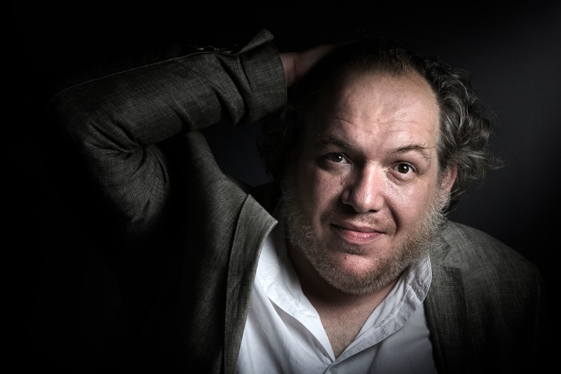 EN IMAGES - Salon du livre 2016 : Mathias Enard, Anastasia Colosimo ...