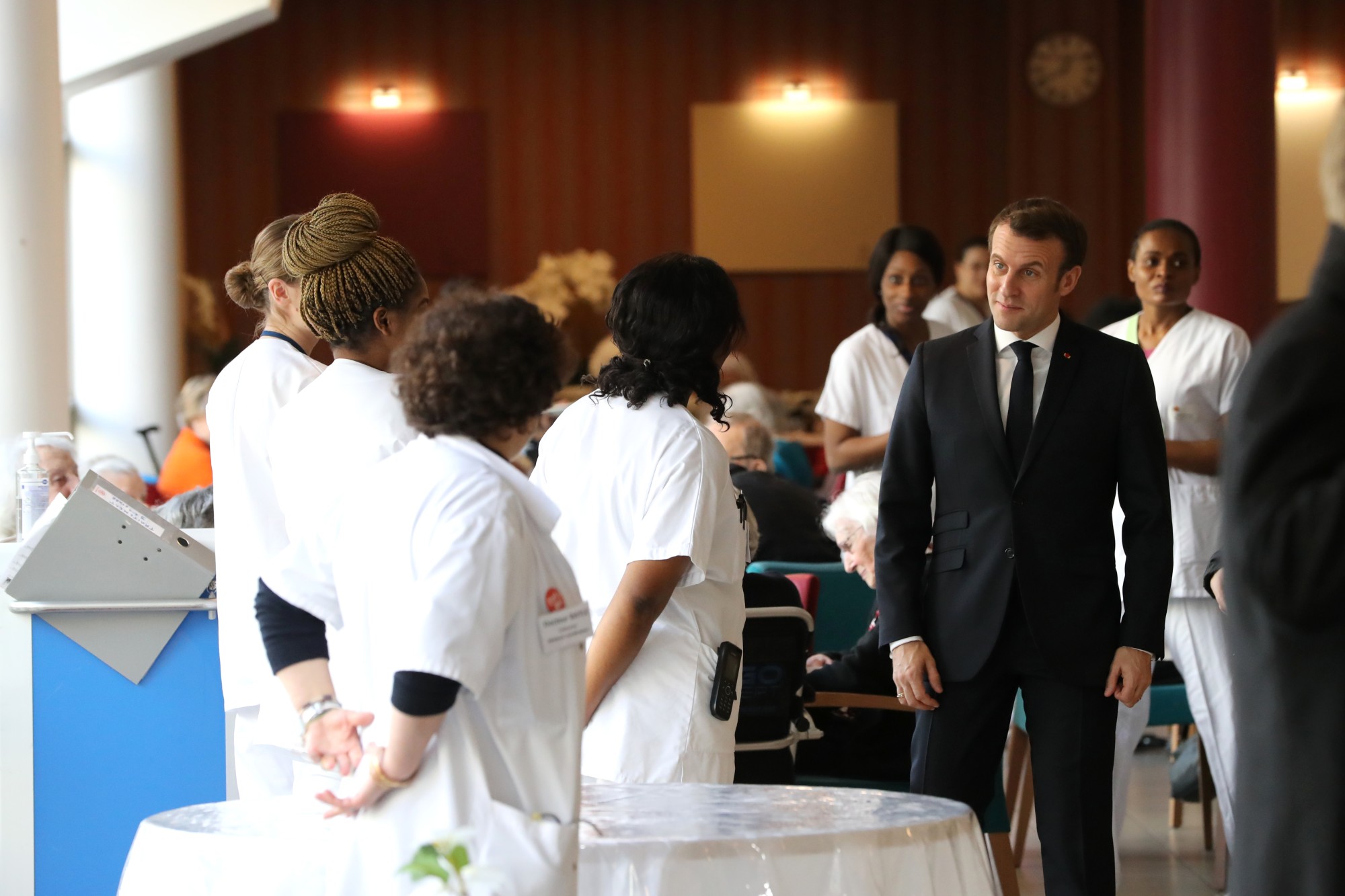 Coronavirus : pourquoi la situation est-elle alarmante dans les Ehpad