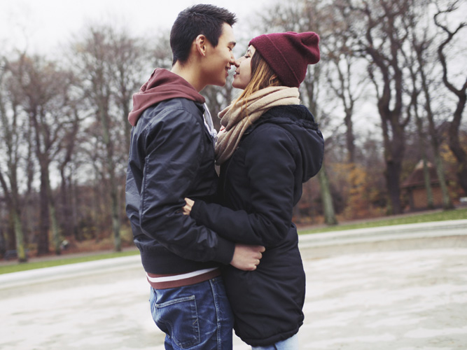 10 étapes pour qu'il t'embrasse enfin