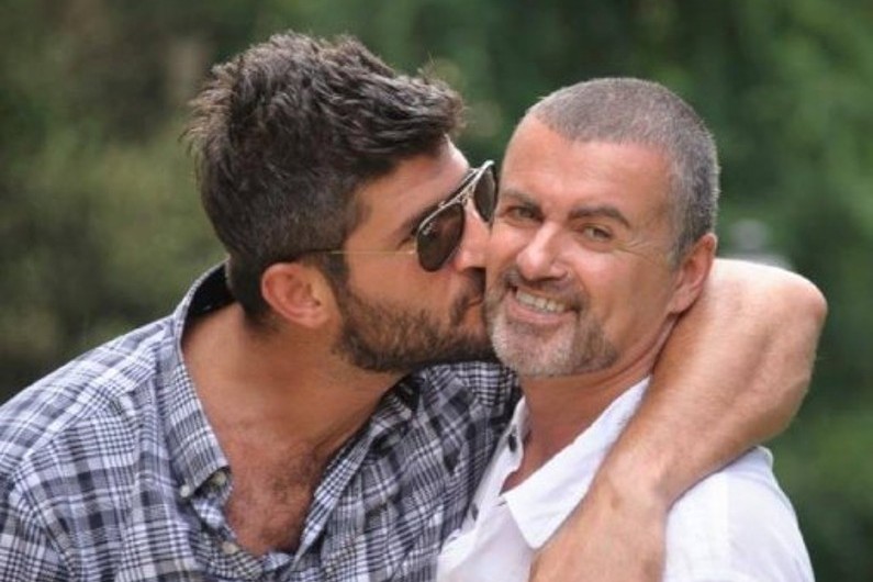 EN IMAGES - Mort de George Michael : 4 hommes qui ont marqué sa vie