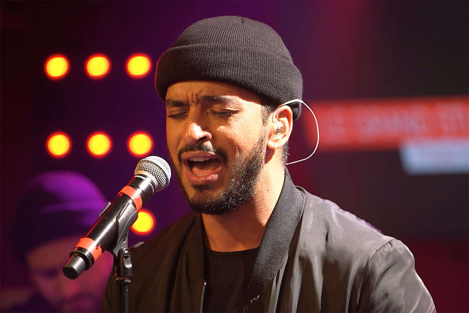 VIDÉOS - Slimane interprète 6 titres dans "Le Grand Studio RTL"