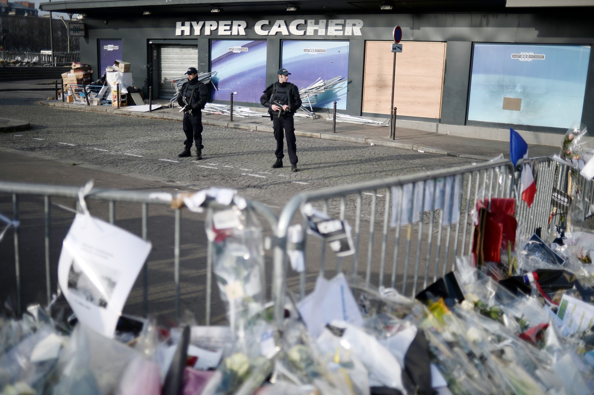 Attentat de l'Hyper Cacher : au procès, victimes et familles revivent ...