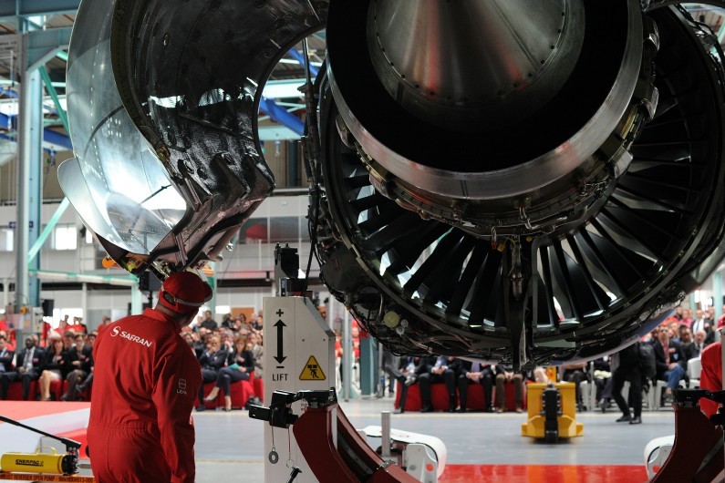 Aéronautique : Zodiac-Safran, la naissance d'un géant