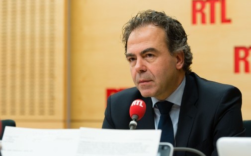 VIDÉO - Remaniement : "Le Premier ministre est en décalage avec les ...