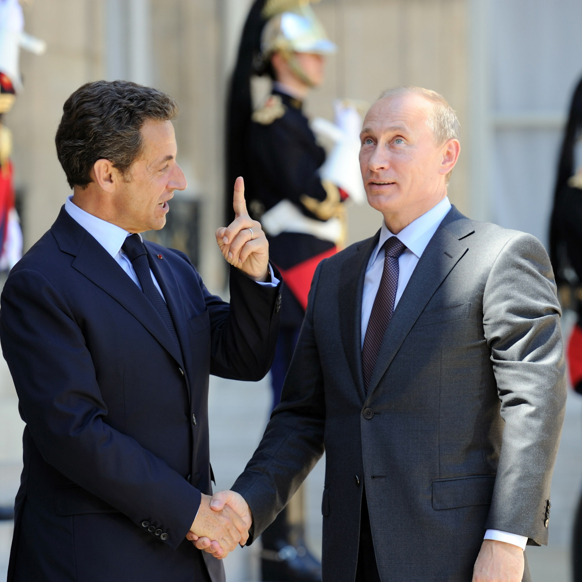 Russie : Nicolas Sarkozy va rencontrer Vladimir Poutine
