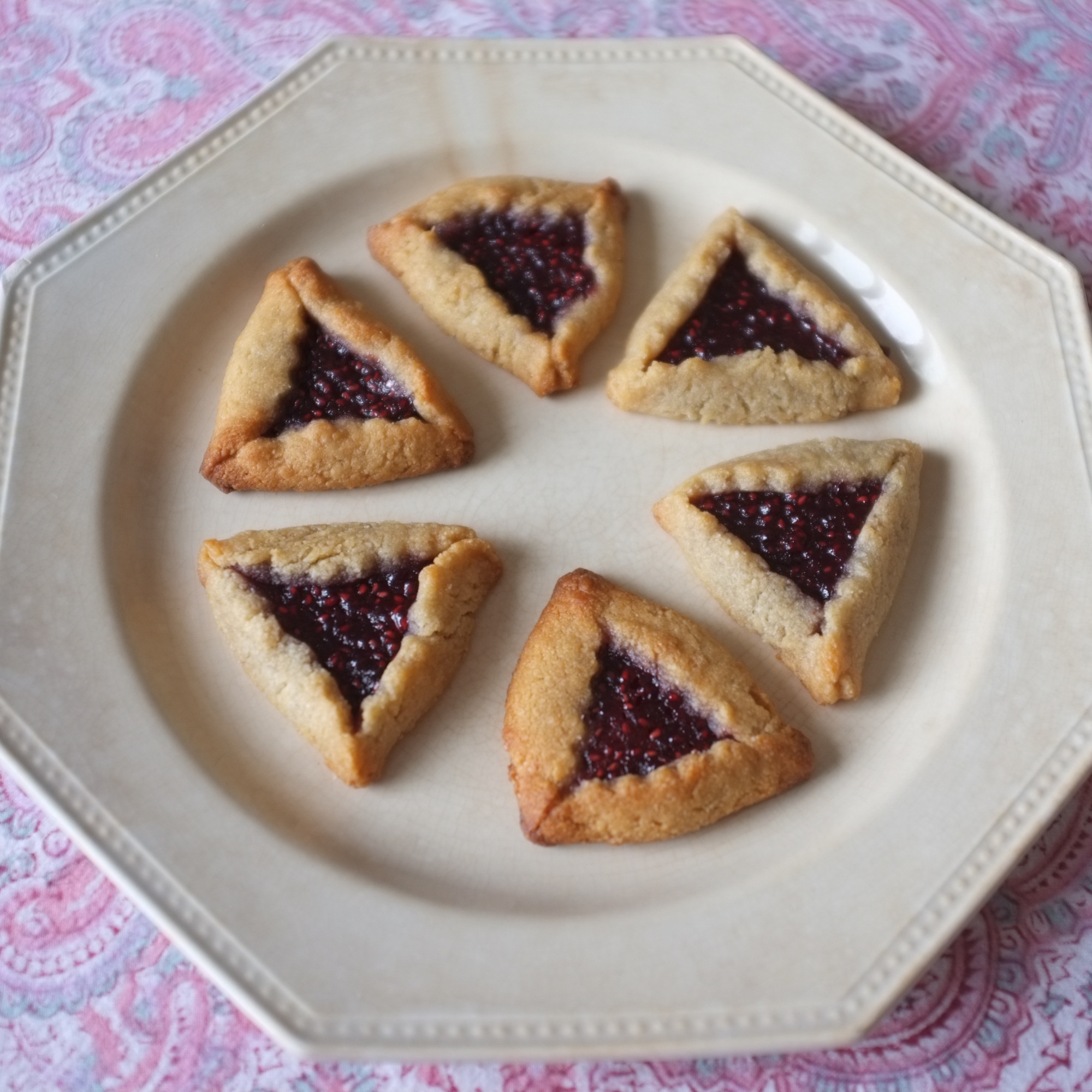 Comment réussir des biscuits triangles sans gluten à la framboise