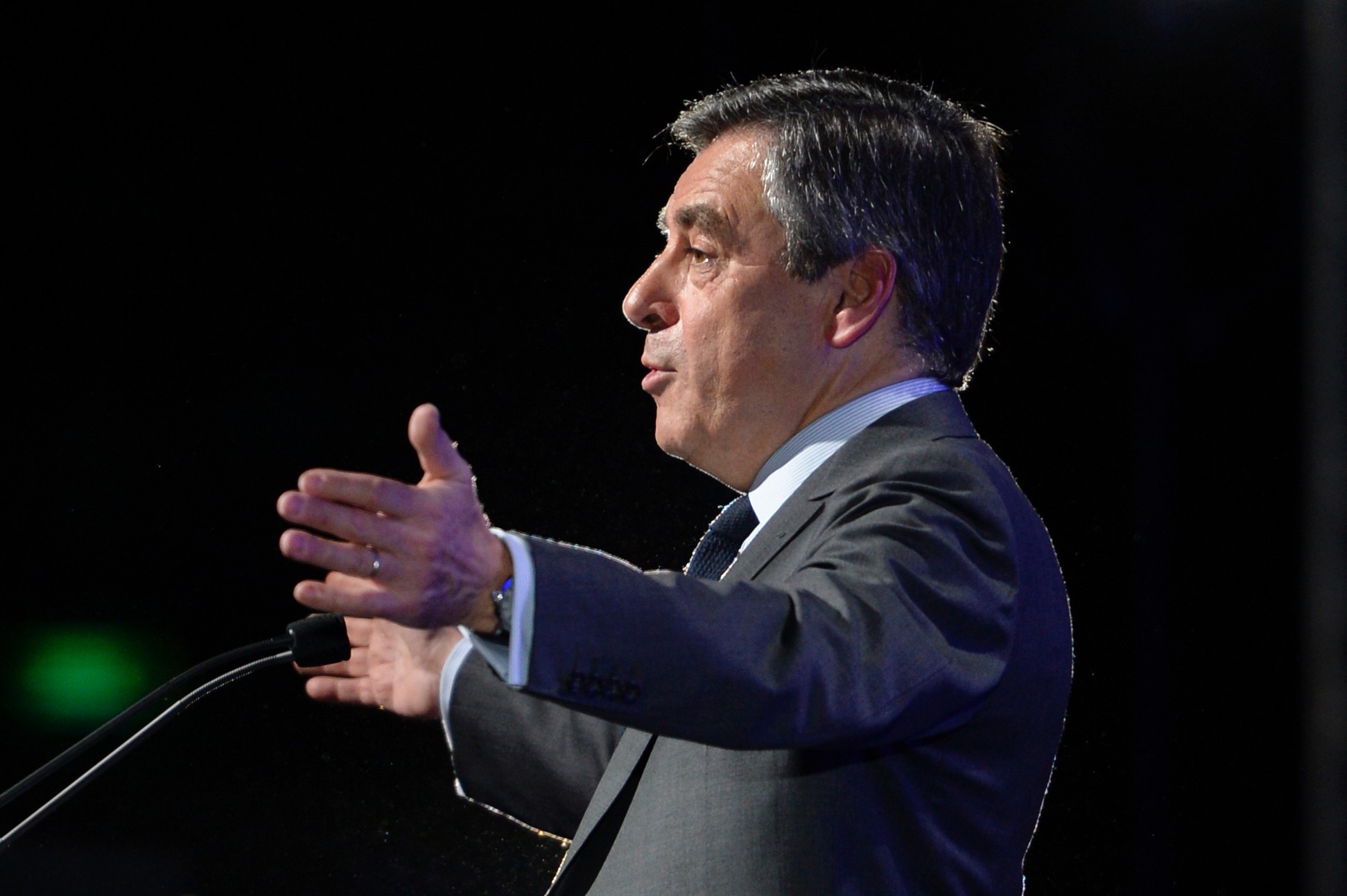 La mise en examen de Fillon modifie-t-elle le cours de la présidentielle