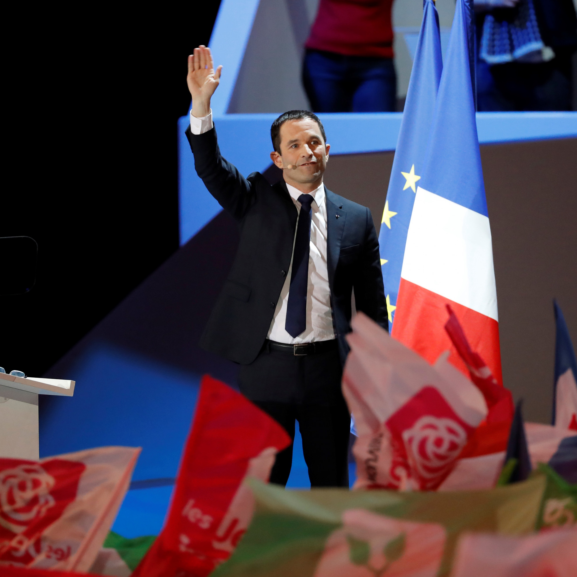 Benoît Hamon à Bercy : revivez son meeting parisien