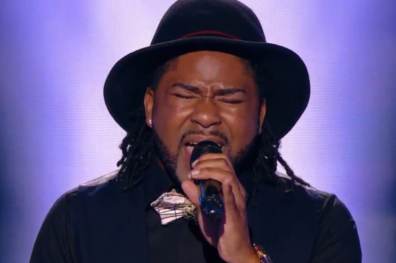 "The Voice 2017" : R'Nold émeut le public avec "SOS d'un terrien en ...