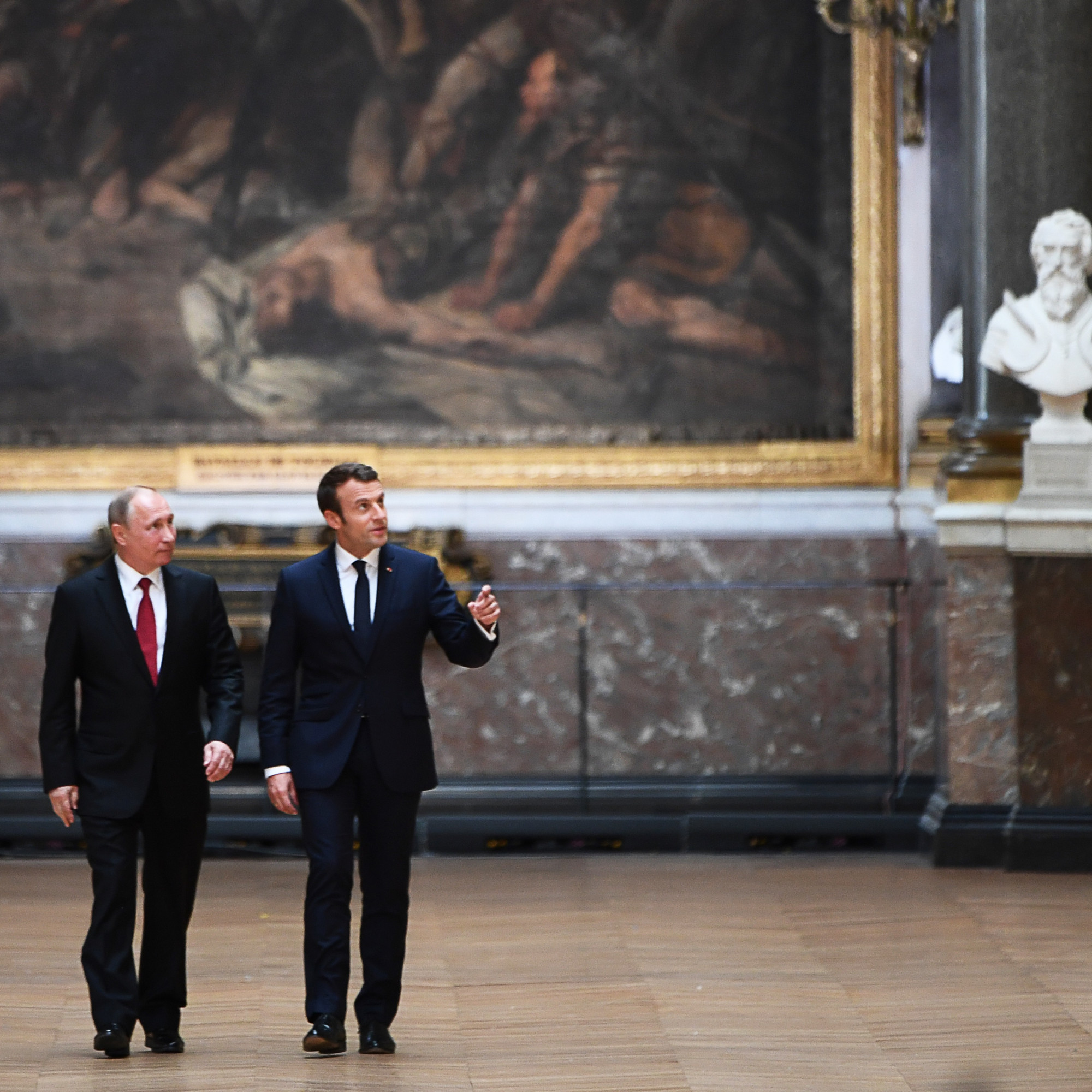 Tchétchénie : Macron promet "un suivi régulier" avec Poutine