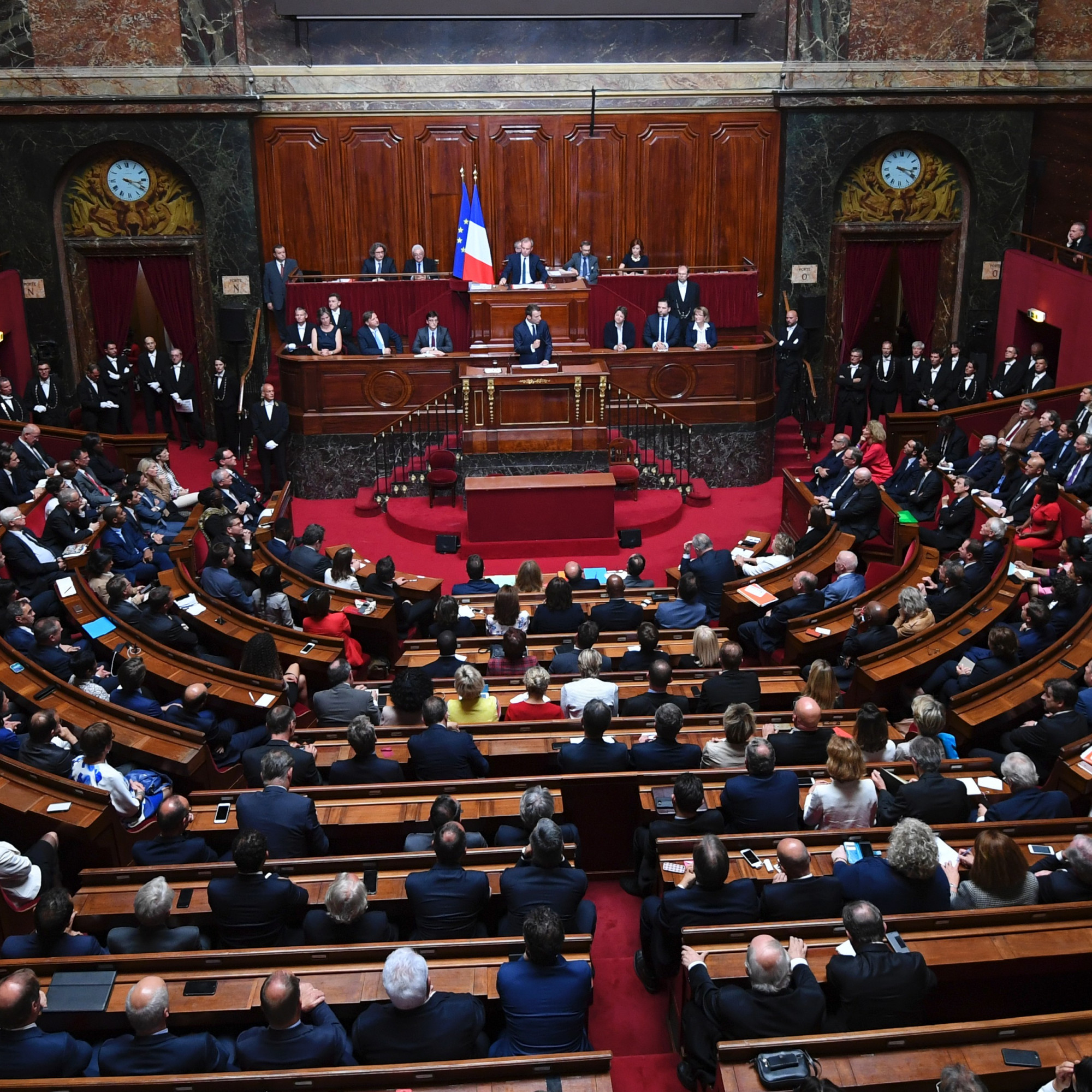 Réforme constitutionnelle : le Parlement vote plusieurs amendements ...