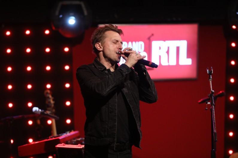 VIDÉOS - Greg Zlap joue 2 titres dans "Le Grand Studio RTL"