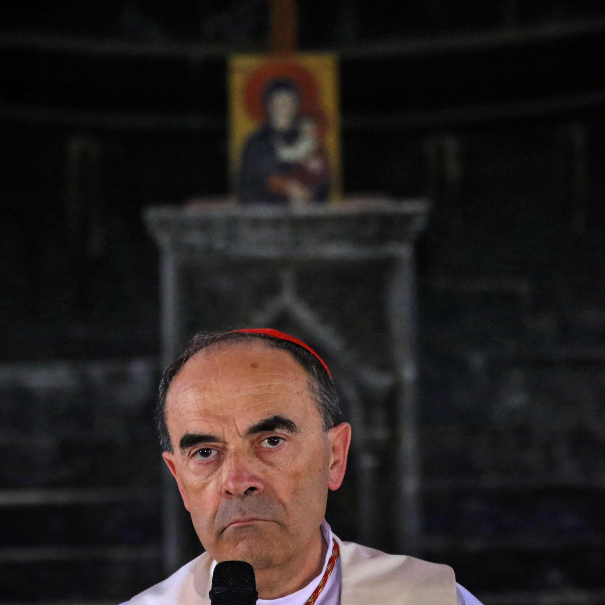 Les actualités de 18h : un prêtre exige la démission du cardinal Barbarin