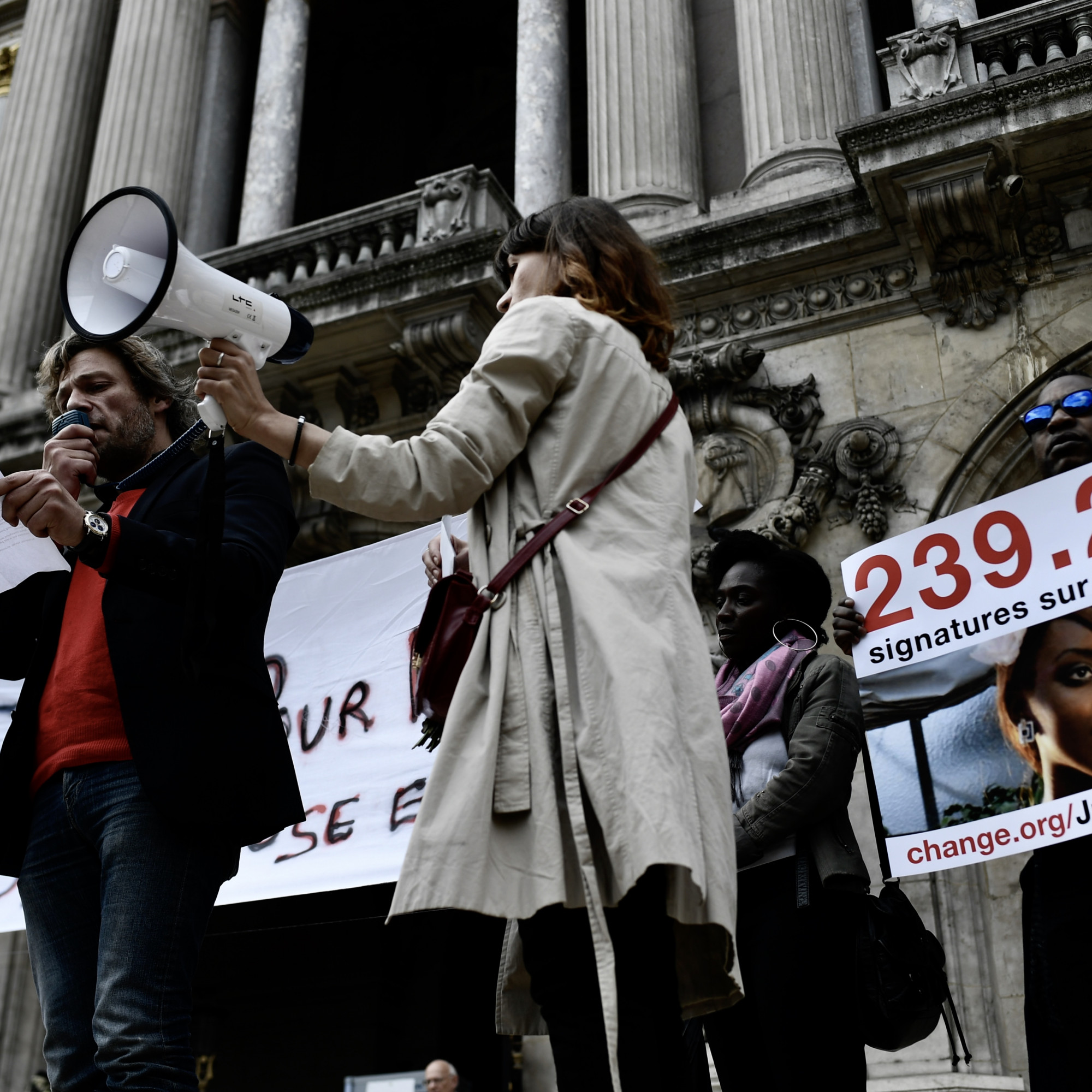 Les actualités de 8h - Strasbourg rend hommage à Naomi Musenga