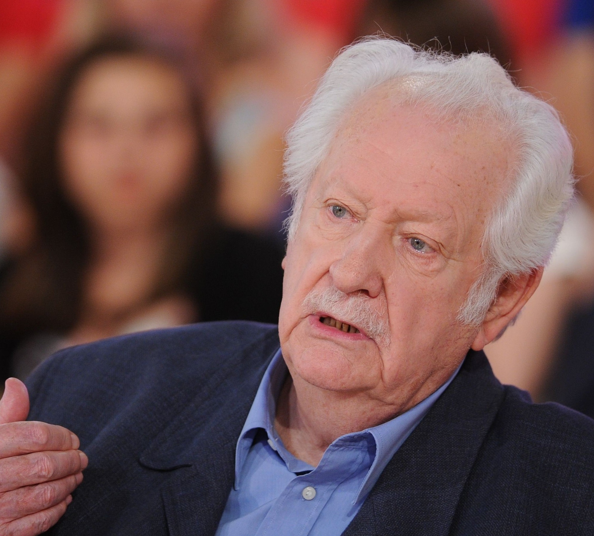 Mort de Pierre Bellemare : "Ce que je fais depuis 20 ans, je lui dois ...