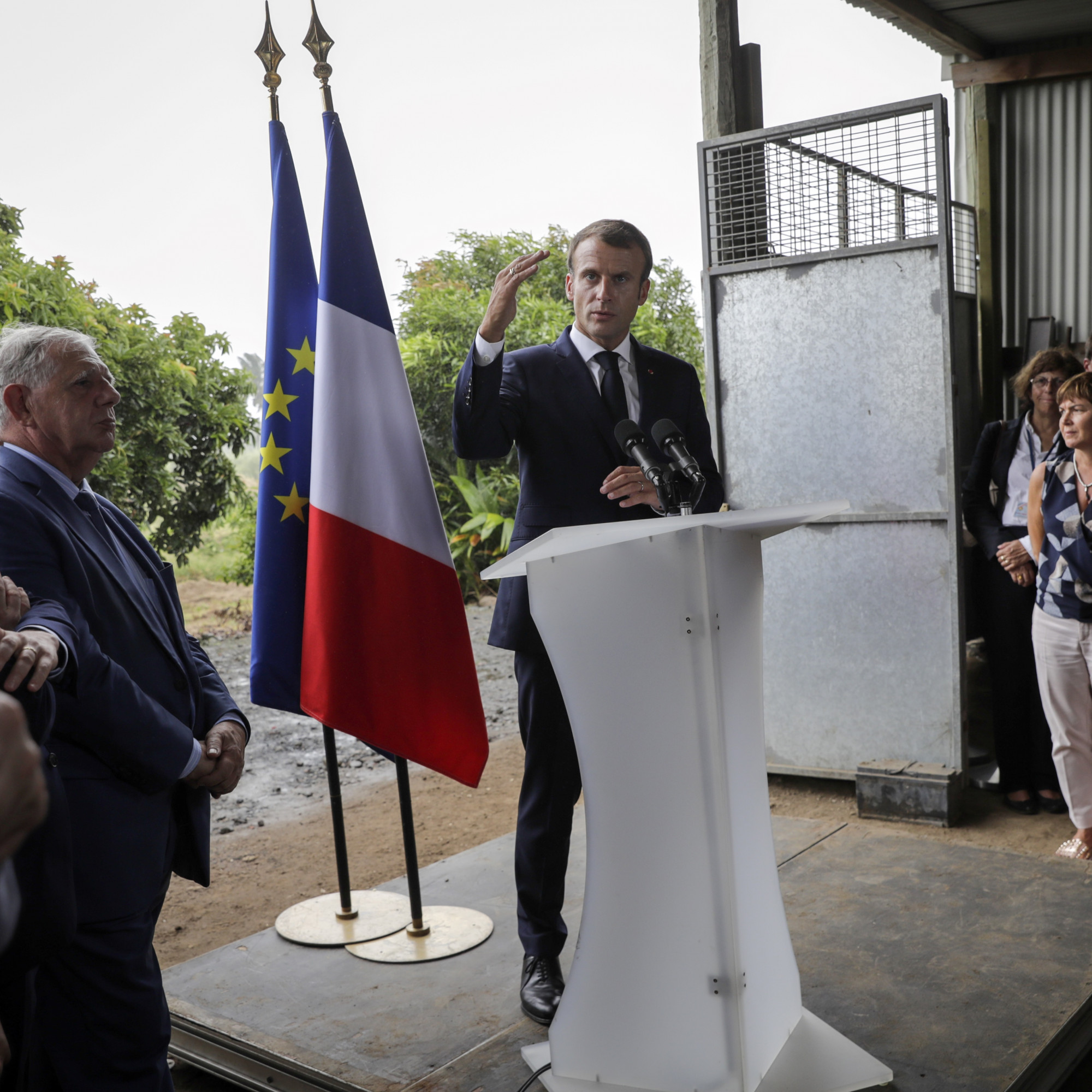 "Emmanuel Macron a changé de comportement et de style", selon Olivier ...