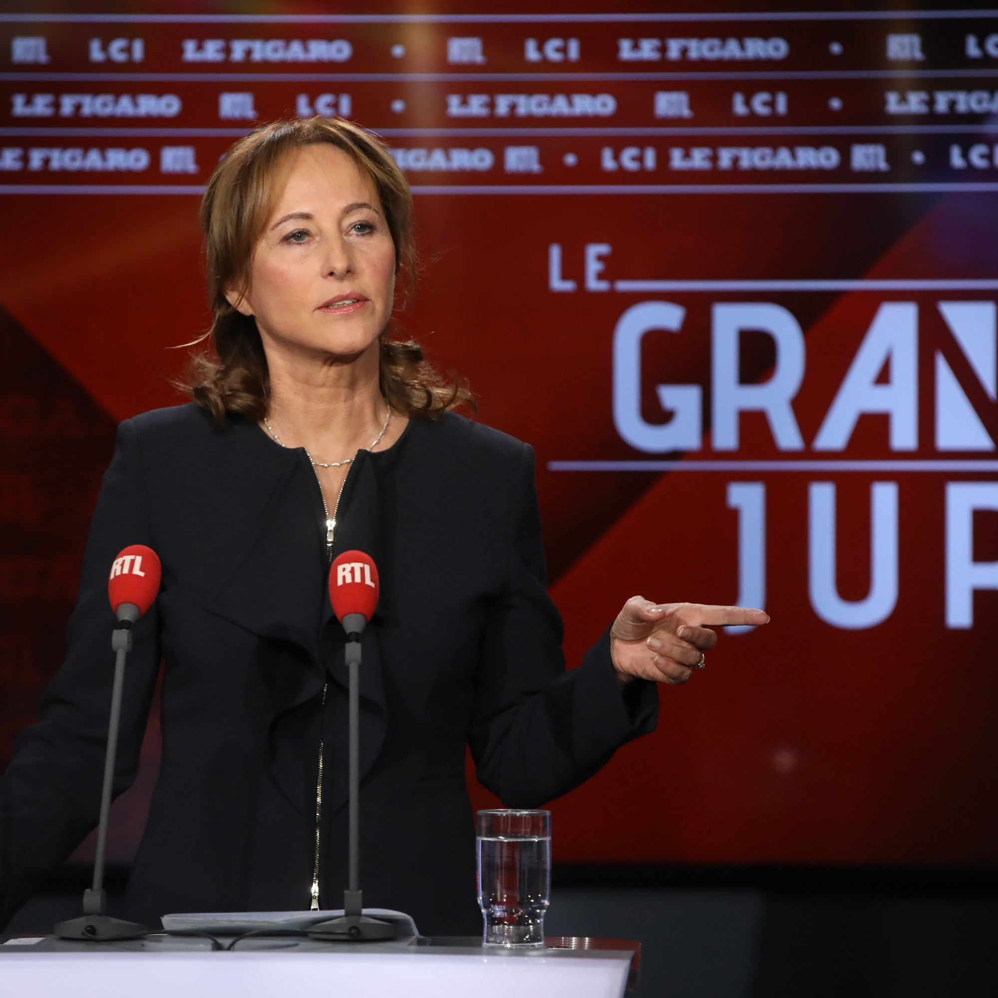 "Ségolène Royal n'est plus socialiste", affirme Yves Thréard sur RTL